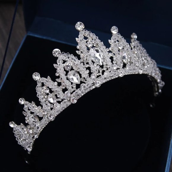 Accessories | Silver Tiara Crown Pointed Princess Queen Headdress ...